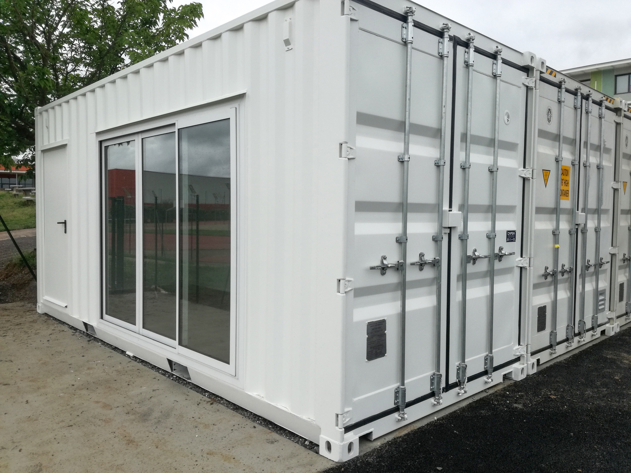 Containers pour une Ecole/Crèche Modulaire - CAPSA