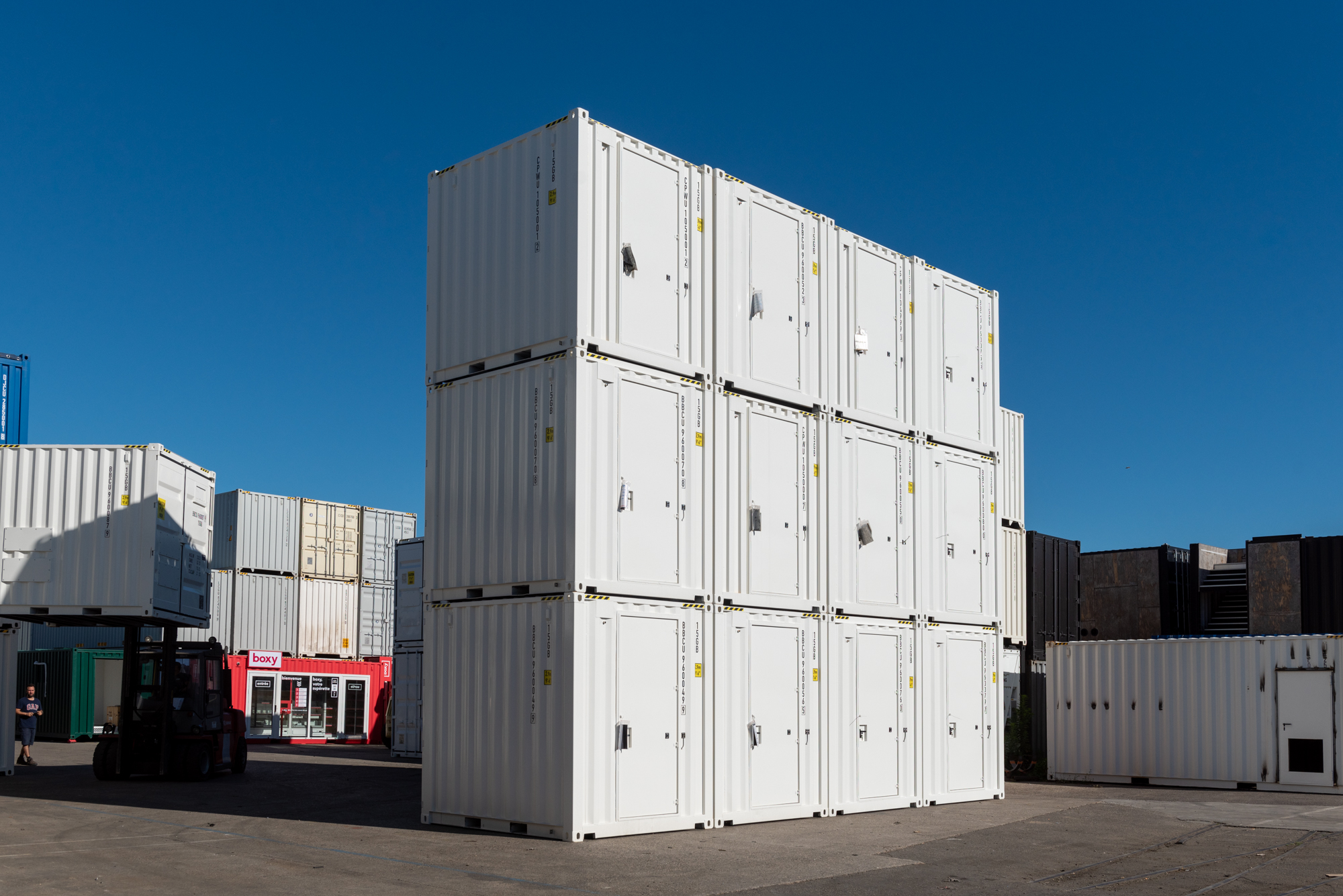 Containers produit en série - nos solutions - CAPSA Container